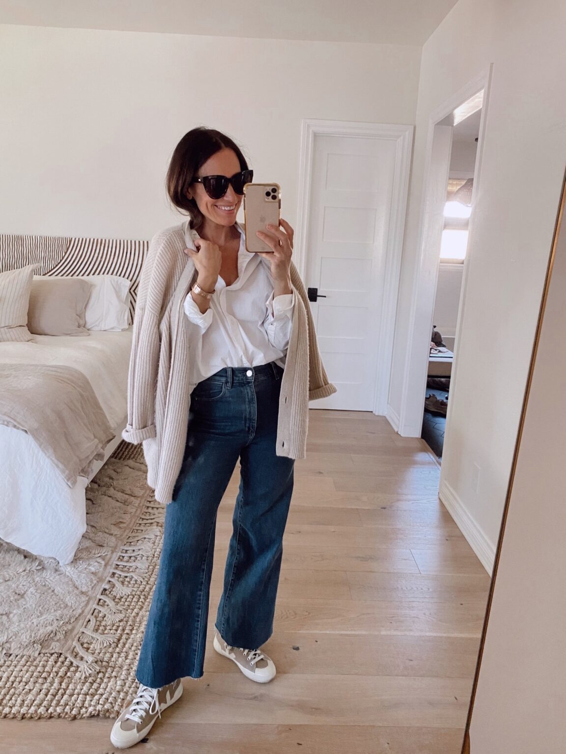 20+ Styled Outfits From December's Capsule Wardrobe - Fashion posts ...
