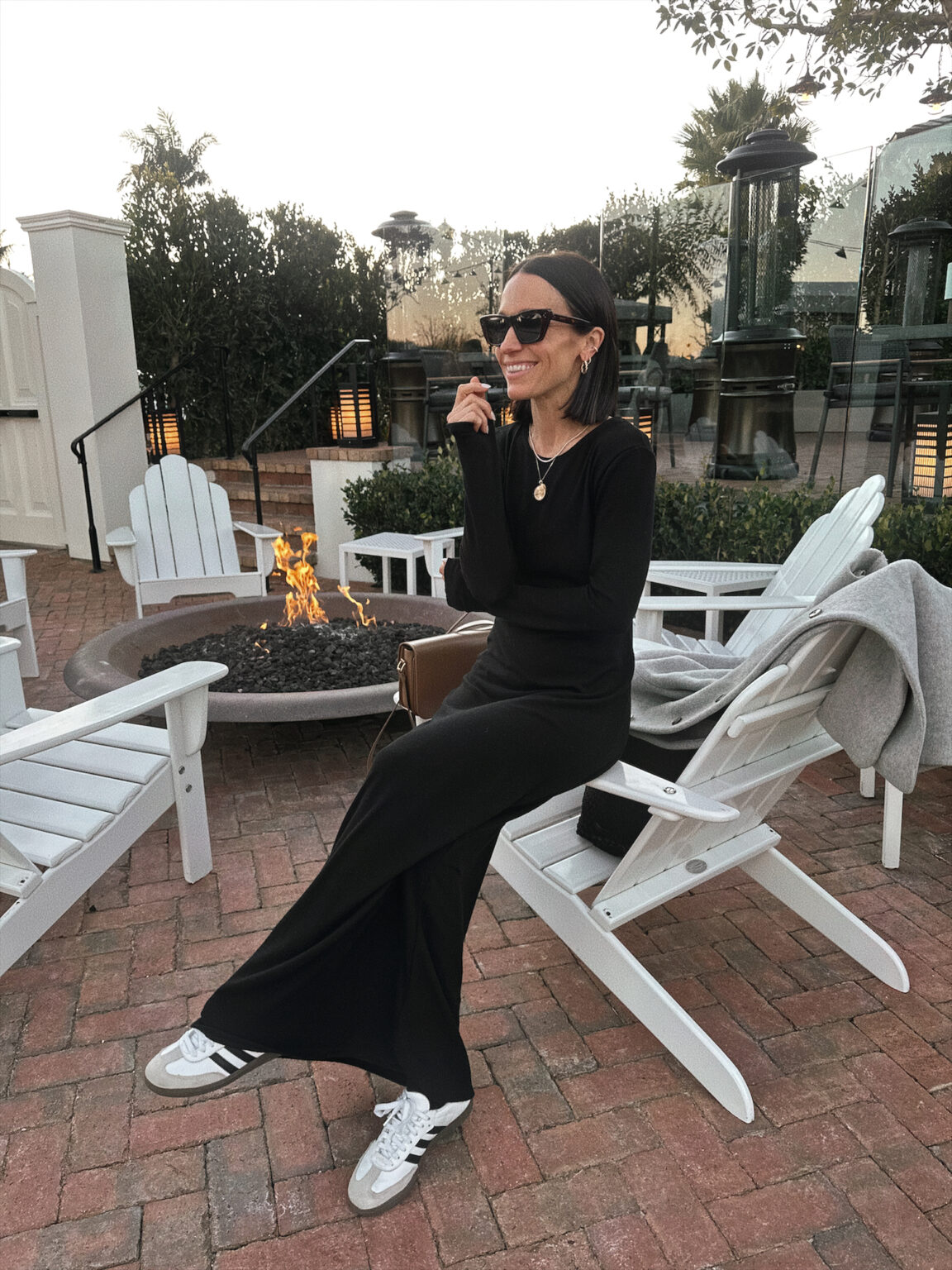 30 Outfits From March's Capsule Wardrobe - posts from Shannon Pulsifer